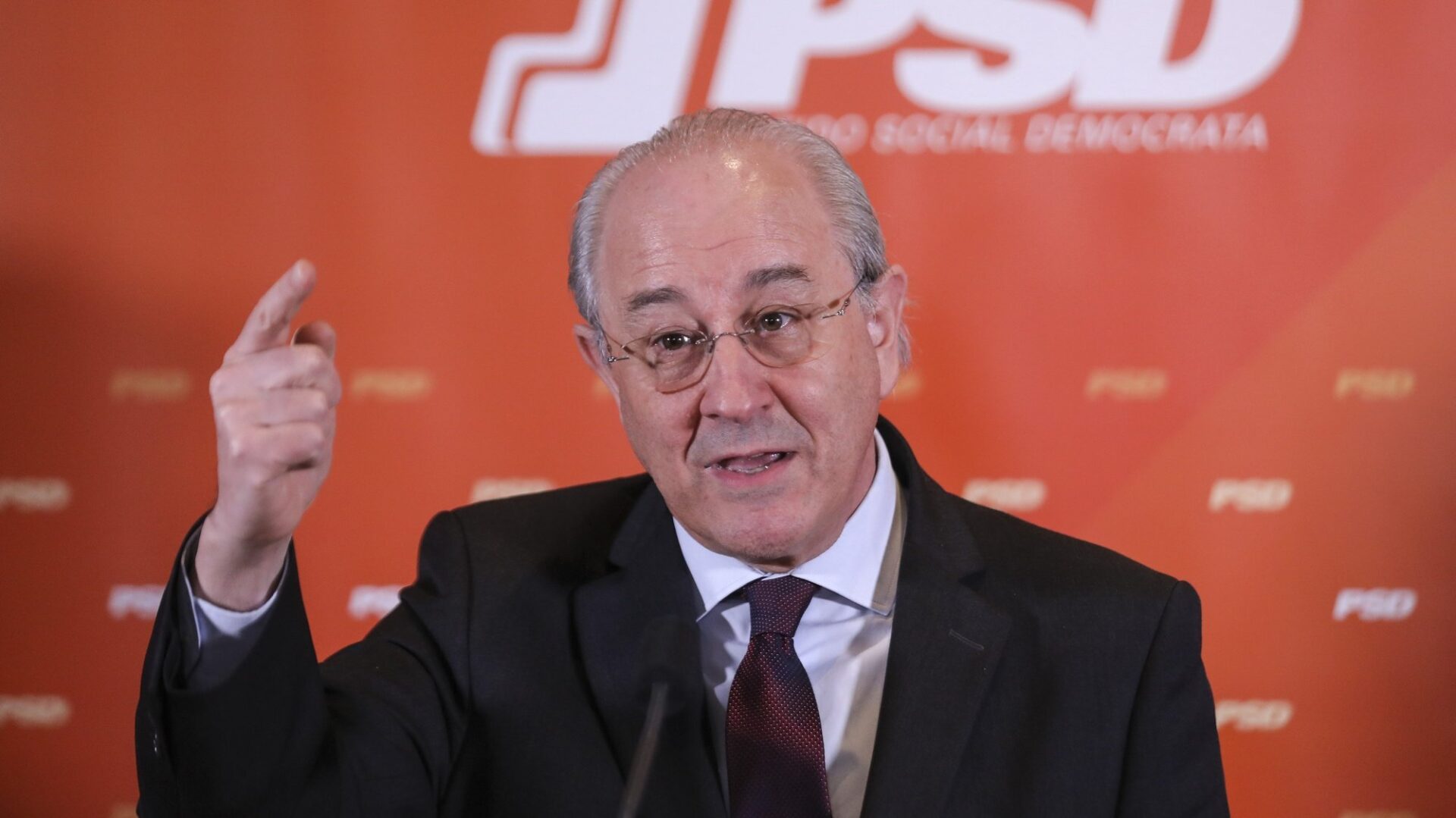 Rui Rio prévient que des « sanctions brutales » contre la Russie ...
